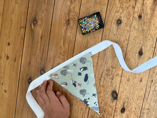 Make your own birthday bunting - Courtney Adamo