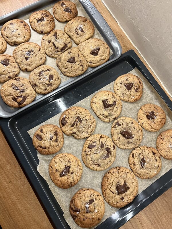 Perfectly chewy chocolate chunk cookies - Courtney Adamo